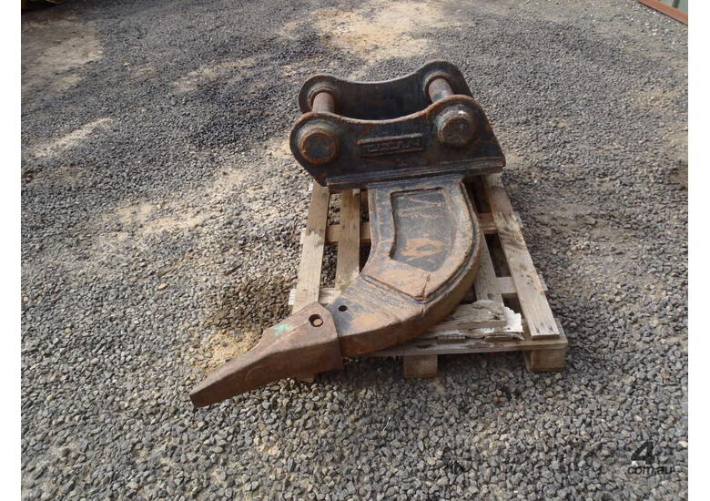 Used titan SIDE RIPPER TITAN Excavator Ripper in PANTON HILL, VIC