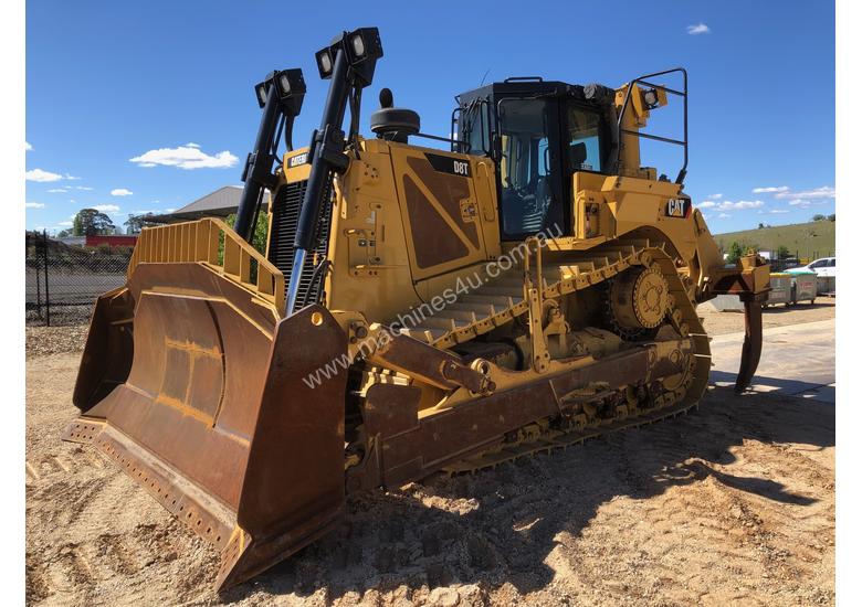 Used 2014 Caterpillar D8T Dozer in , - Listed on Machines4u