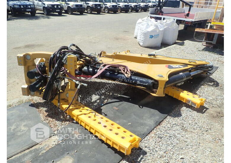 Used CATERPILLAR 432F BACKHOE MAIN BOOM ASSEMBLY UNUSED Backhoe parts ...