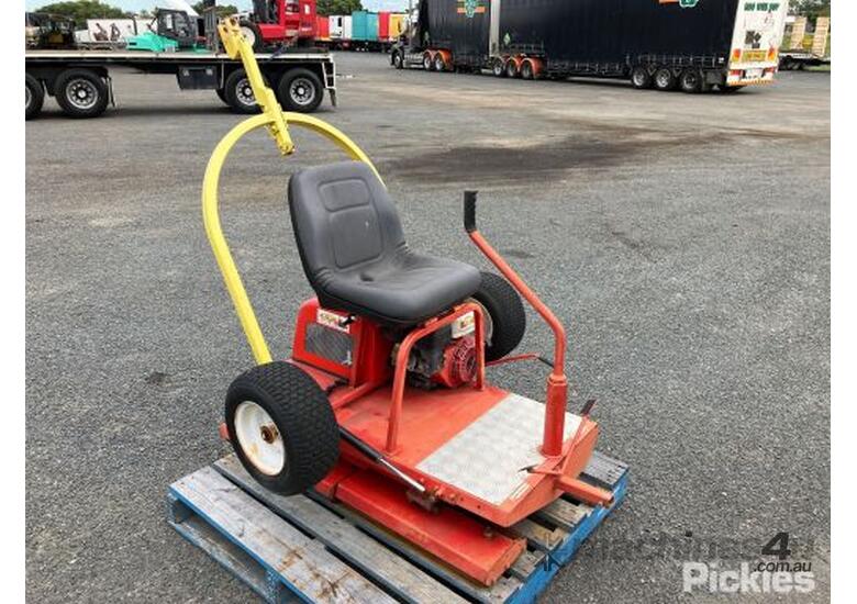 Used Tru Turf Roller Ride On Greens Roller with Honda 4 HP Petrol Engine and Draw Bar Used and Unteste Turf Rollers in Listed on Machines4u