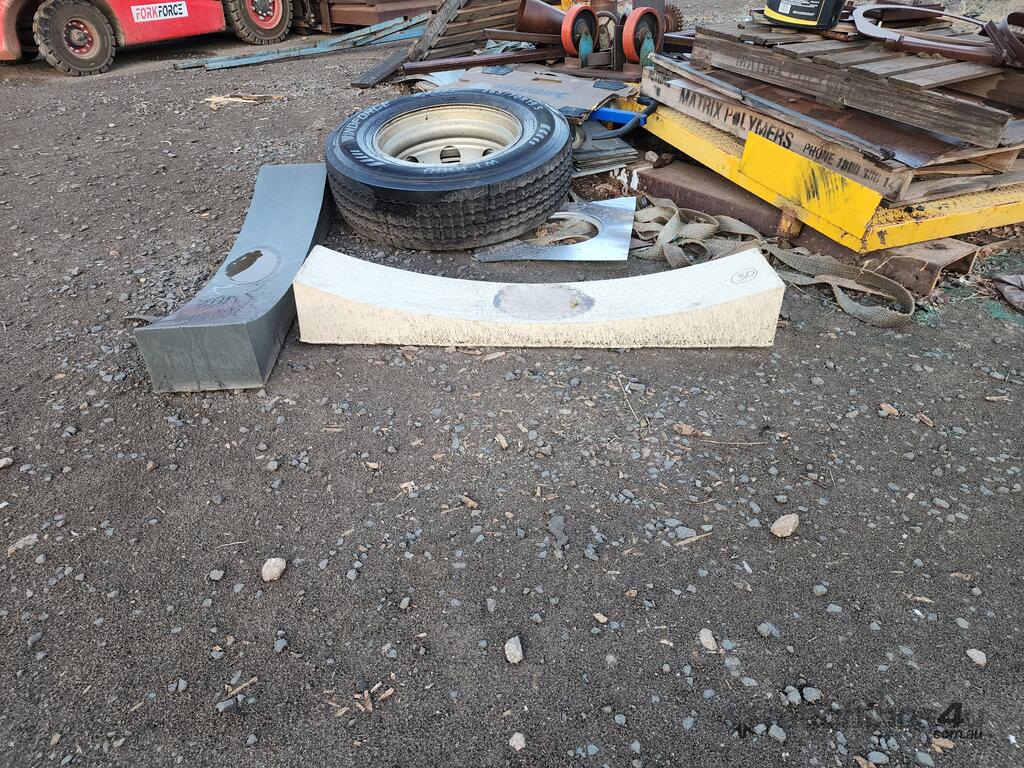 New Lge Qty Poly Tank Chocks Water Tanks in , - Listed on Machines4u