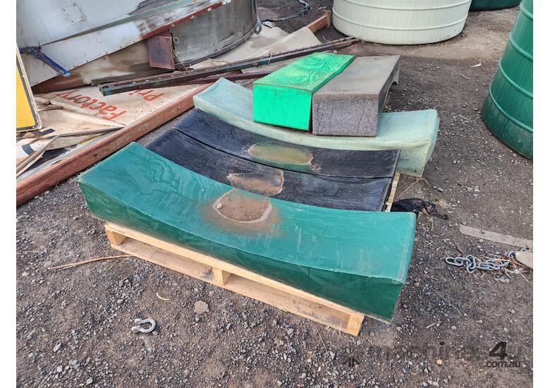 New Lge Qty Poly Tank Chocks Water Tanks in , - Listed on Machines4u