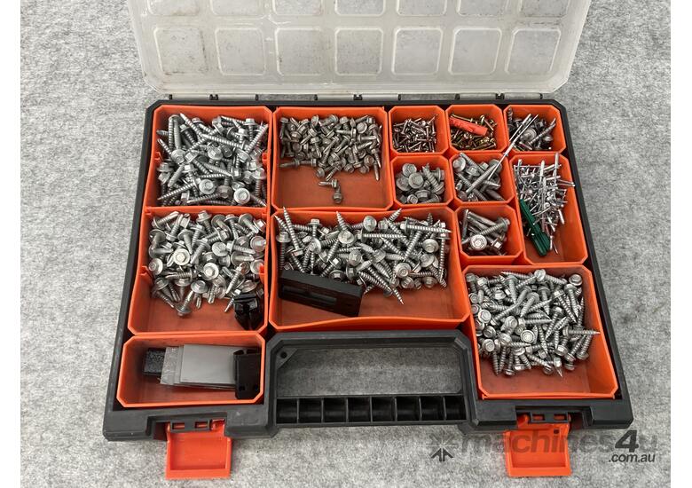Used Box of Assorted Screws in , - Listed on Machines4u