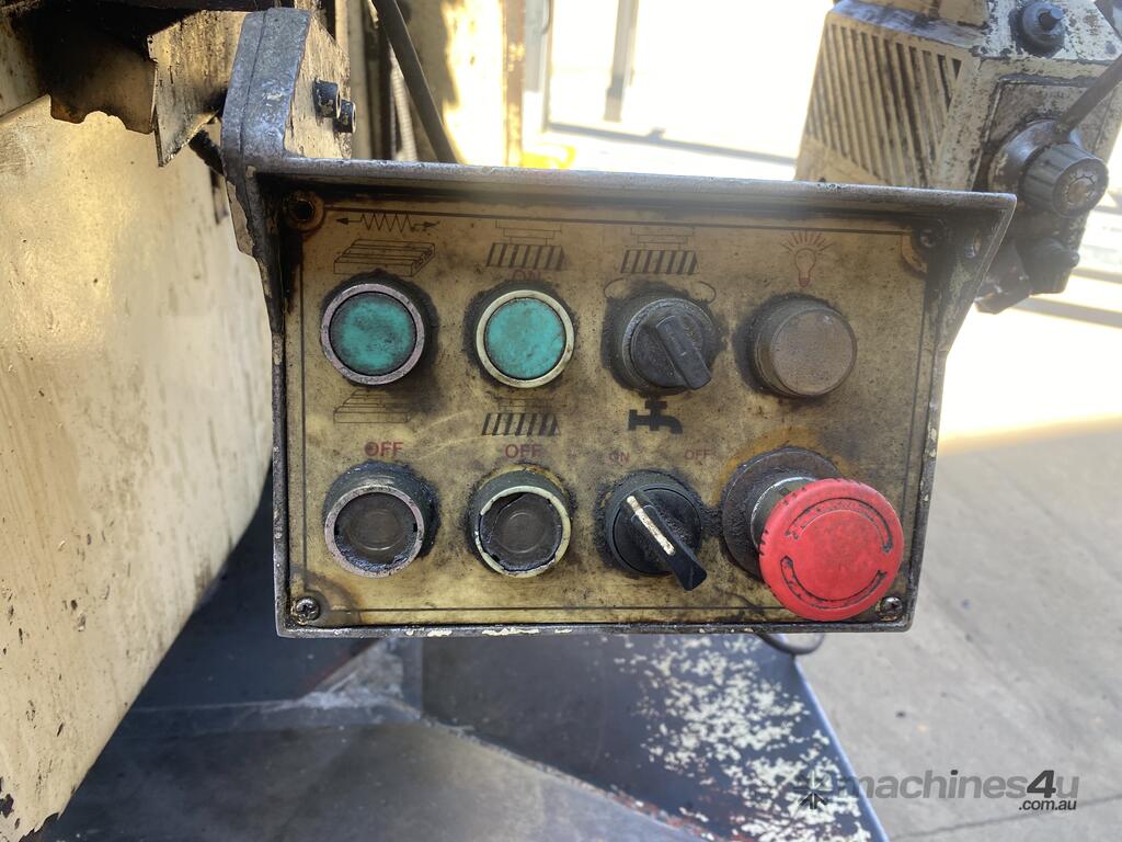 Used 1994 chevalier FM-3VK Vertical Turret Milling Machine Vertical ...