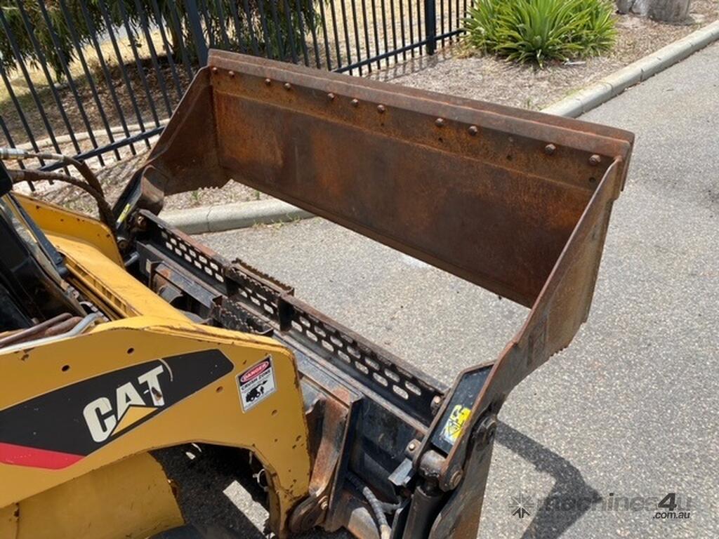 Used 2011 Caterpillar 259B Tracked SkidSteers (933360)