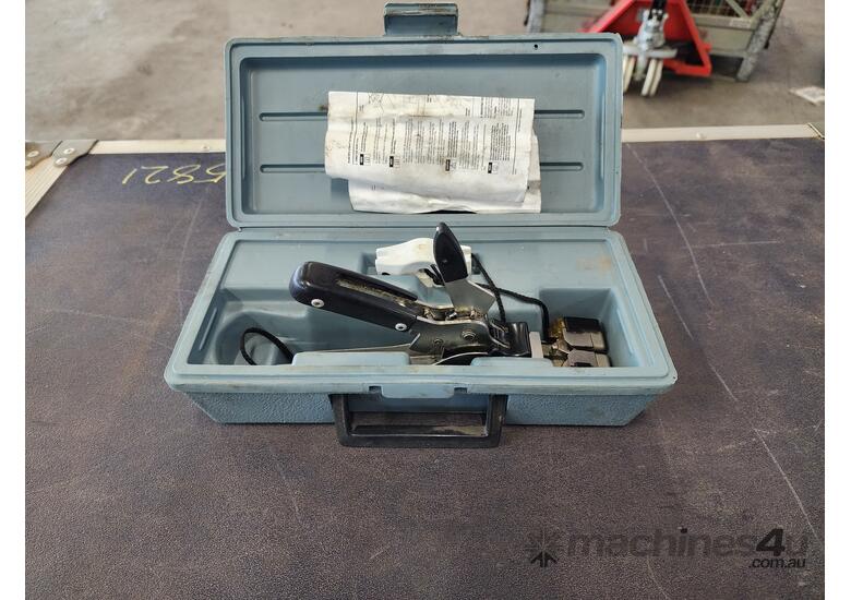 Used AMP Crimp Tool (1027961) - Listed on Machines4u