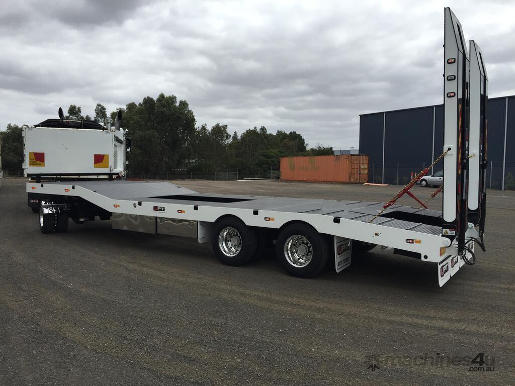 Buy New 2024 upt Three Axle Step Deck Dog Plant Tag Trailers (1028761)