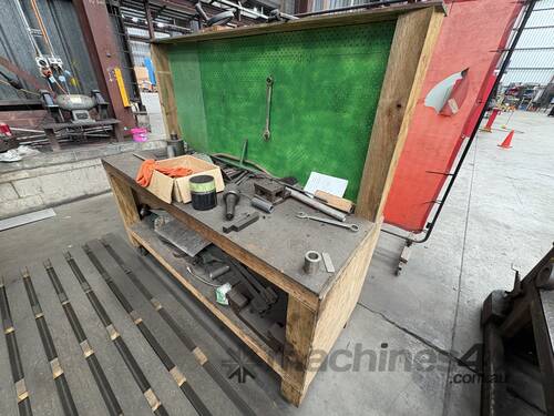 Used Workbench Work Benches (1072361) - Listed on Machines4u