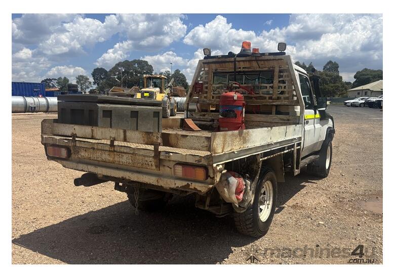 Buy Used Toyota TOYOTA LANDCRUISER SINGLE CAB UTILITY Utes (1075061 ...
