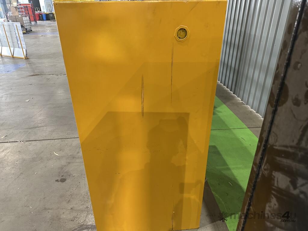Used Justrite Flammable Liquid Storage Cabinet (1202161)