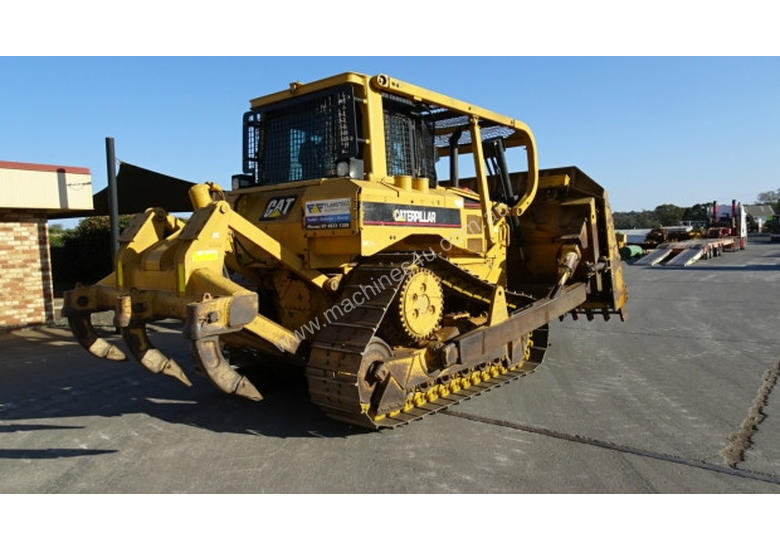 Used 2012 Caterpillar D6R-3 Dozer in , - Listed on Machines4u