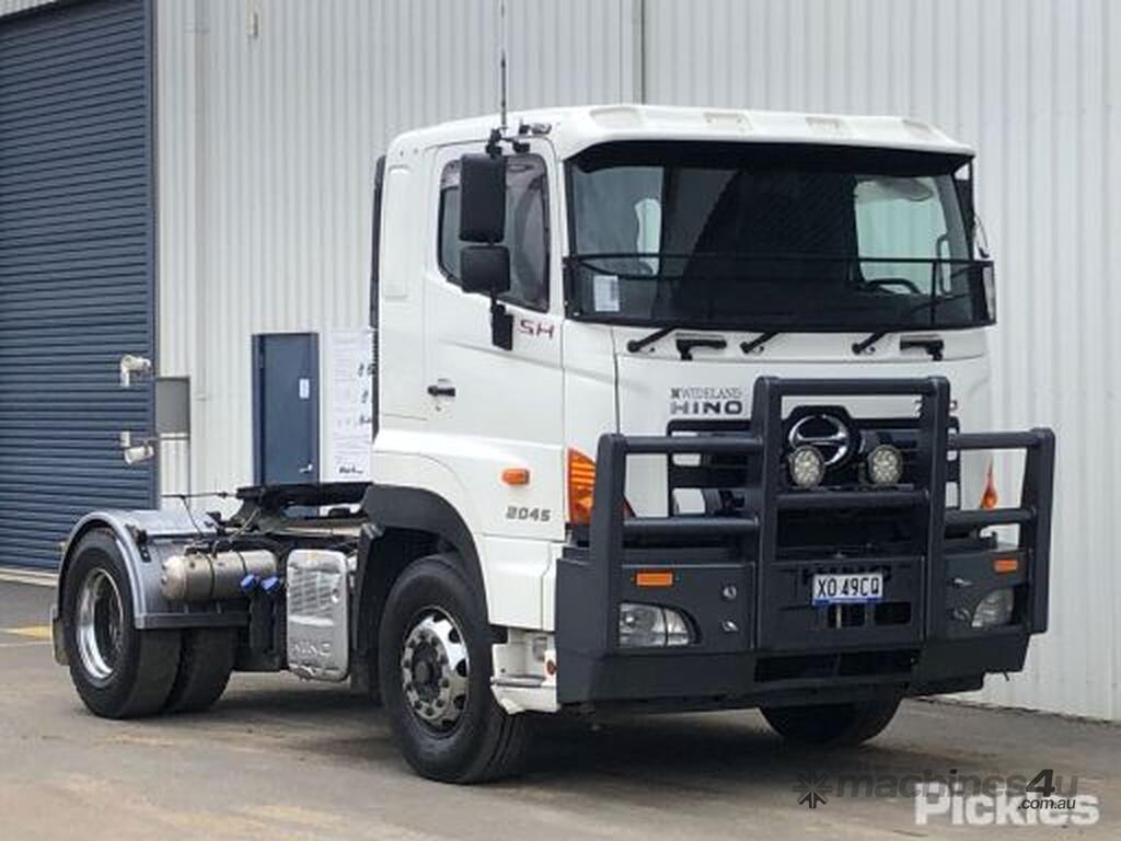 Buy Used Hino 2017 Hino 700 2045 SH Prime Mover Trucks in , - Listed on Machines4u