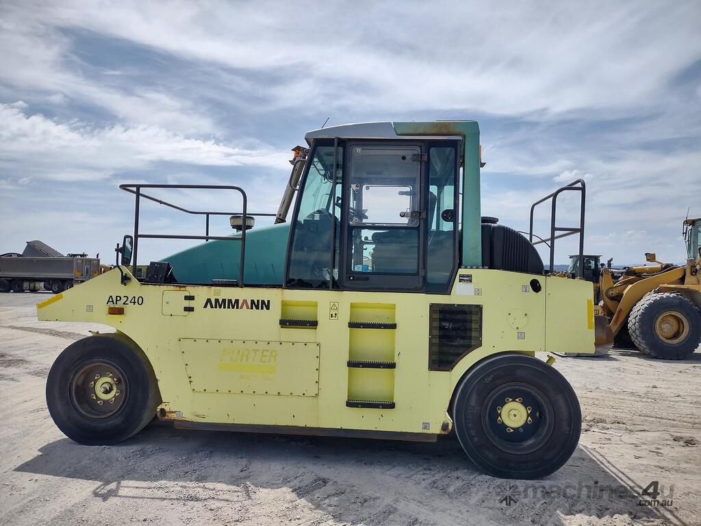 Used 2011 ammann AP240 Multi Wheel Roller (1118762)