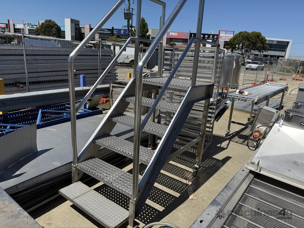 Used stainless steel Stairs Mobile SS 770mm wide stairs Platform 600mm ...