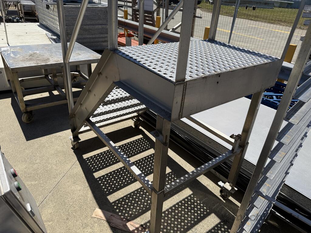 Used stainless steel Stairs Mobile SS 770mm wide stairs Platform 600mm ...