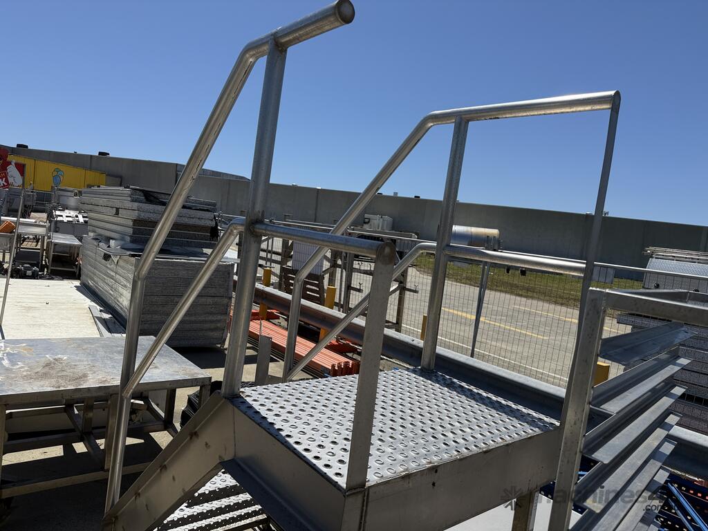 Used stainless steel Stairs Mobile SS 770mm wide stairs Platform 600mm ...