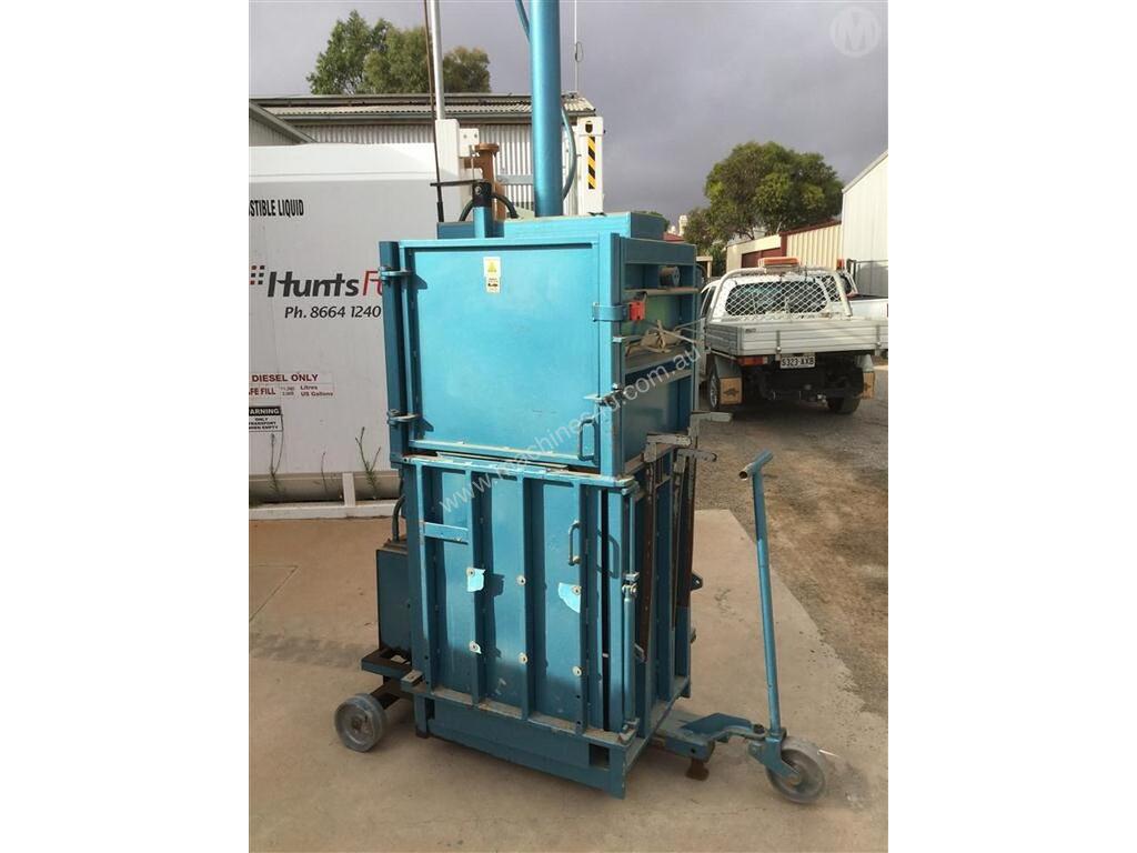 Used Custom Custom Low pressure wool press Press & Stamp in , - Listed ...