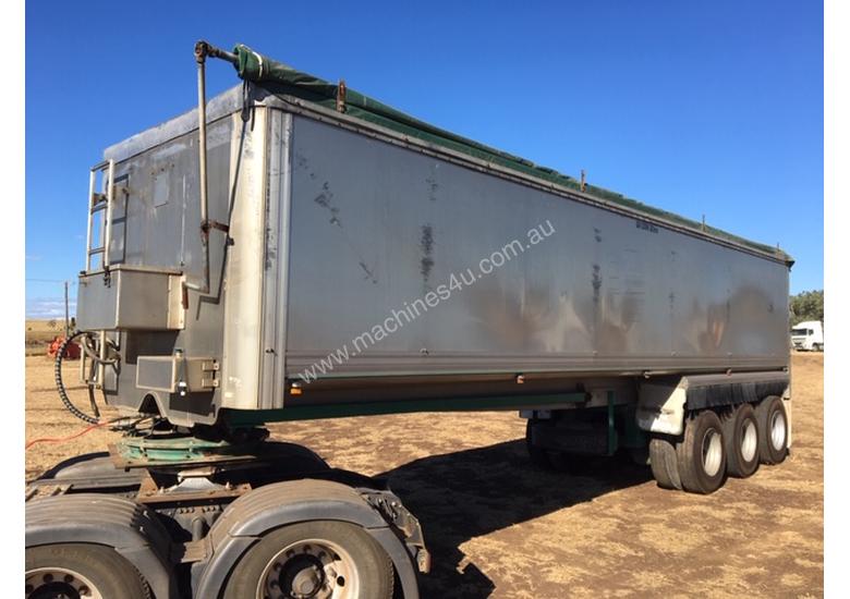 Buy Used custom built Custom built tipper trailer Enclosed Trailers in ...