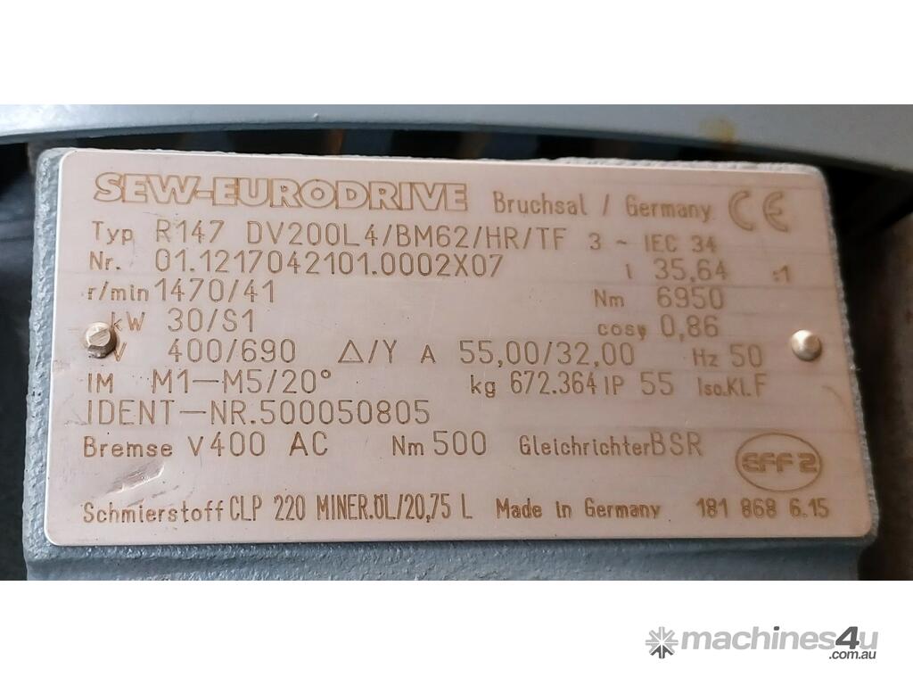 New sew TYP R147 DV 200L4 BM62 HR TF Gearboxes & Drives (873162)