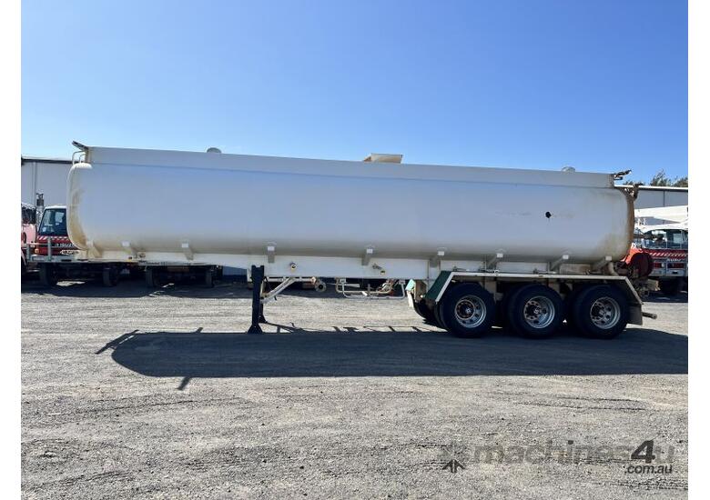 Buy Used 2020 AAA Trailers 2020 AAA Trailers M32CMCWST Tri Axle Water Tanker Trailer Trailers in ...