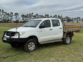 Used 2010 Toyota 2010 TOYOTA HILUX DUAL CAB (1204263)