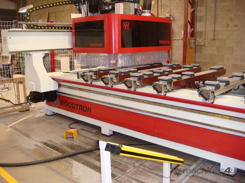 New 2020 woodtron ADVANCE Pod and Rail Vacuum Pod CNC's (38863)