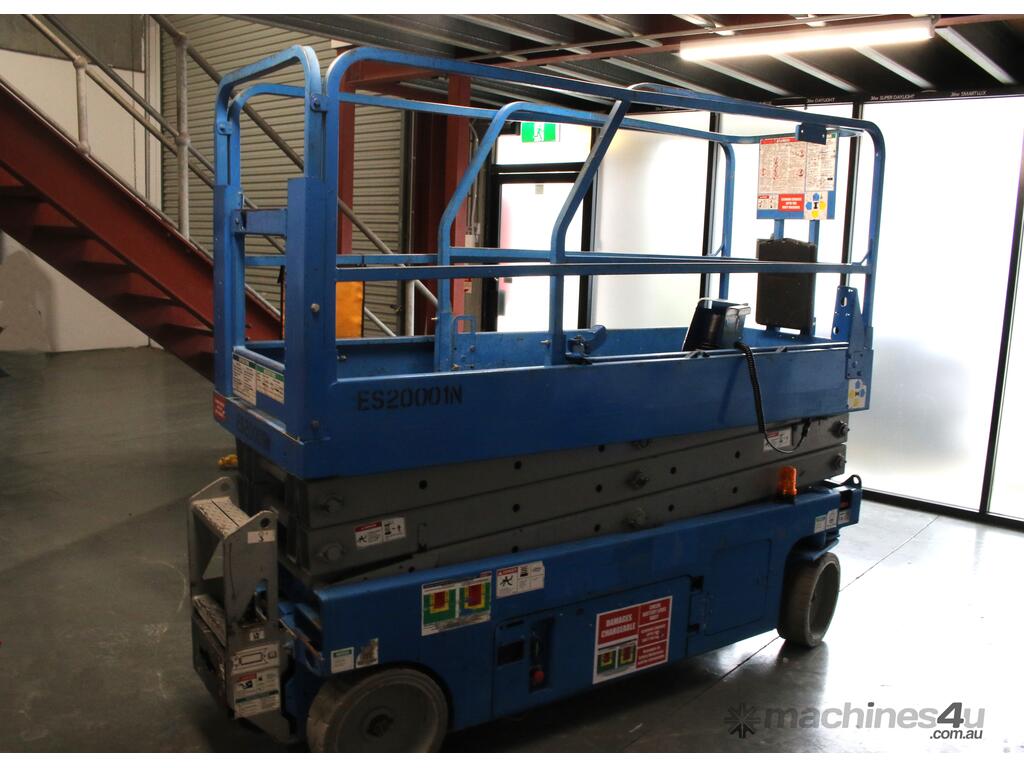 Used 2013 Genie GS2032 Scissor Lift (920363)