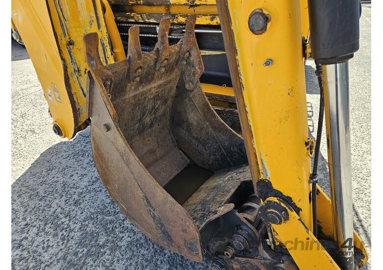 Used 2013 jcb 2013 JCB Backhoe 3CX Torque Lock Council Asset ...
