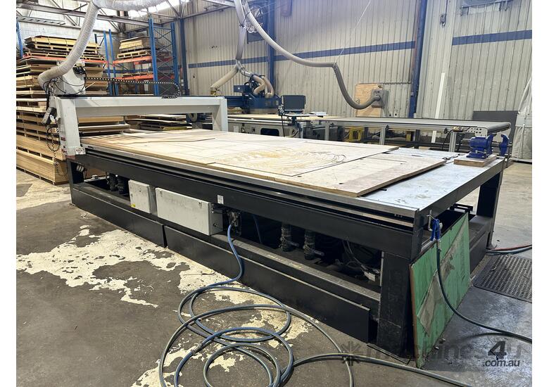 Used Multicam SR4021v With Tool Change Carousel Wood Router (1104864 ...