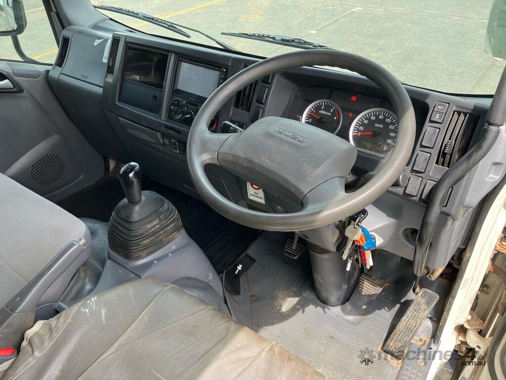 Buy Used 2016 Isuzu NLR 55-150 Tipper Trucks (1183464)