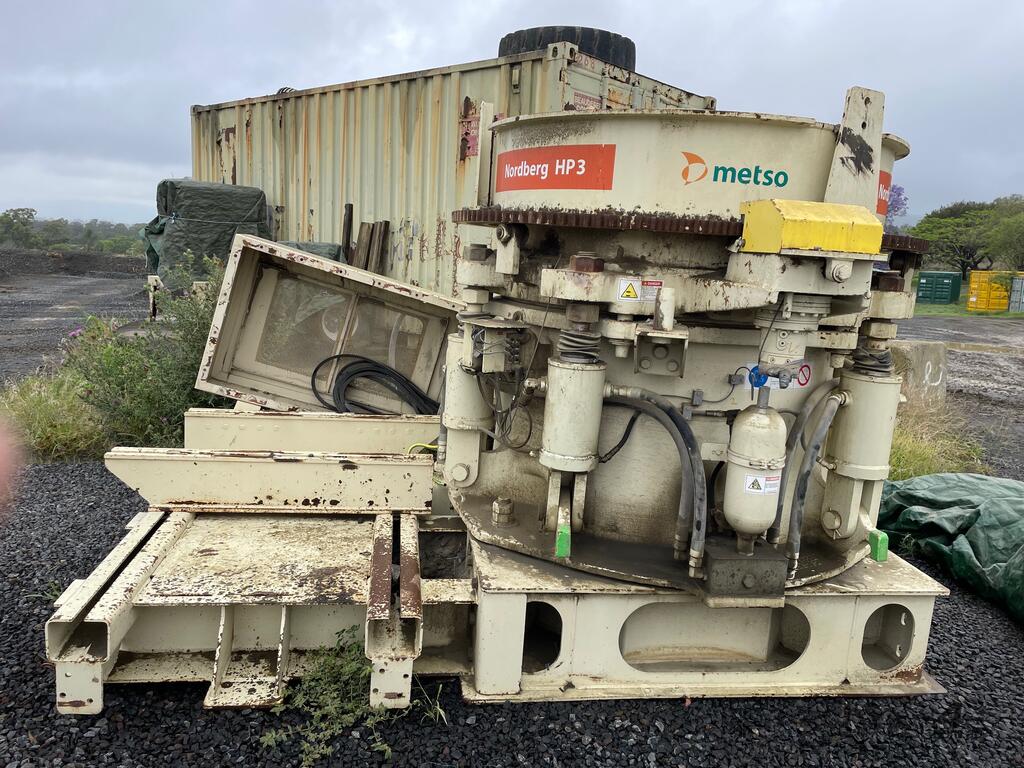 Used 2014 metso HP3 Cone Crushers (928764)