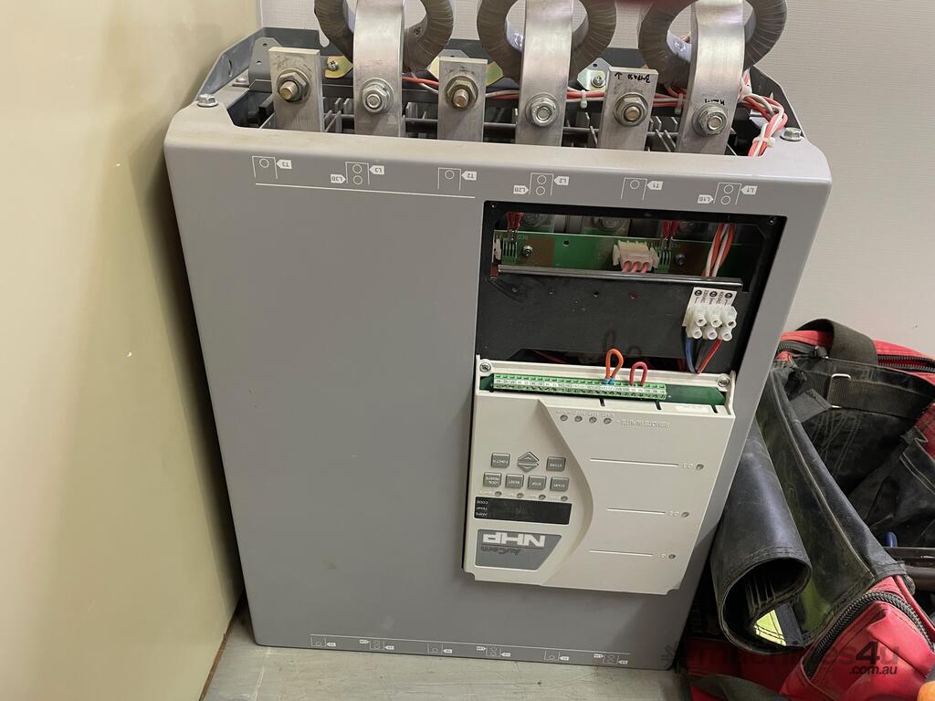 Used 2014 metso HP3 Cone Crushers (928764)