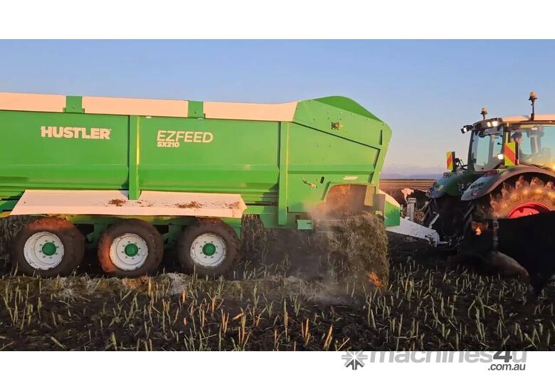 New hustler EzFeed Silage Wagon Range Feedout Wagon (1113765) - Listed on Machines4u