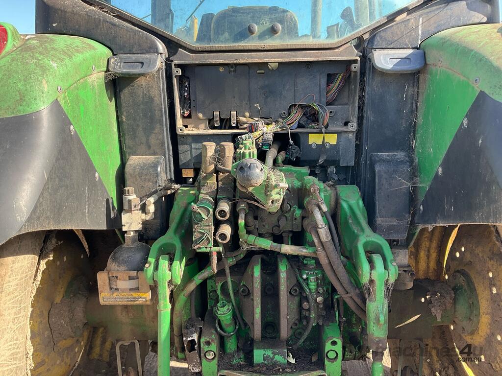 Used John Deere 6330 4WD Tractors 101-200hp (1137265)