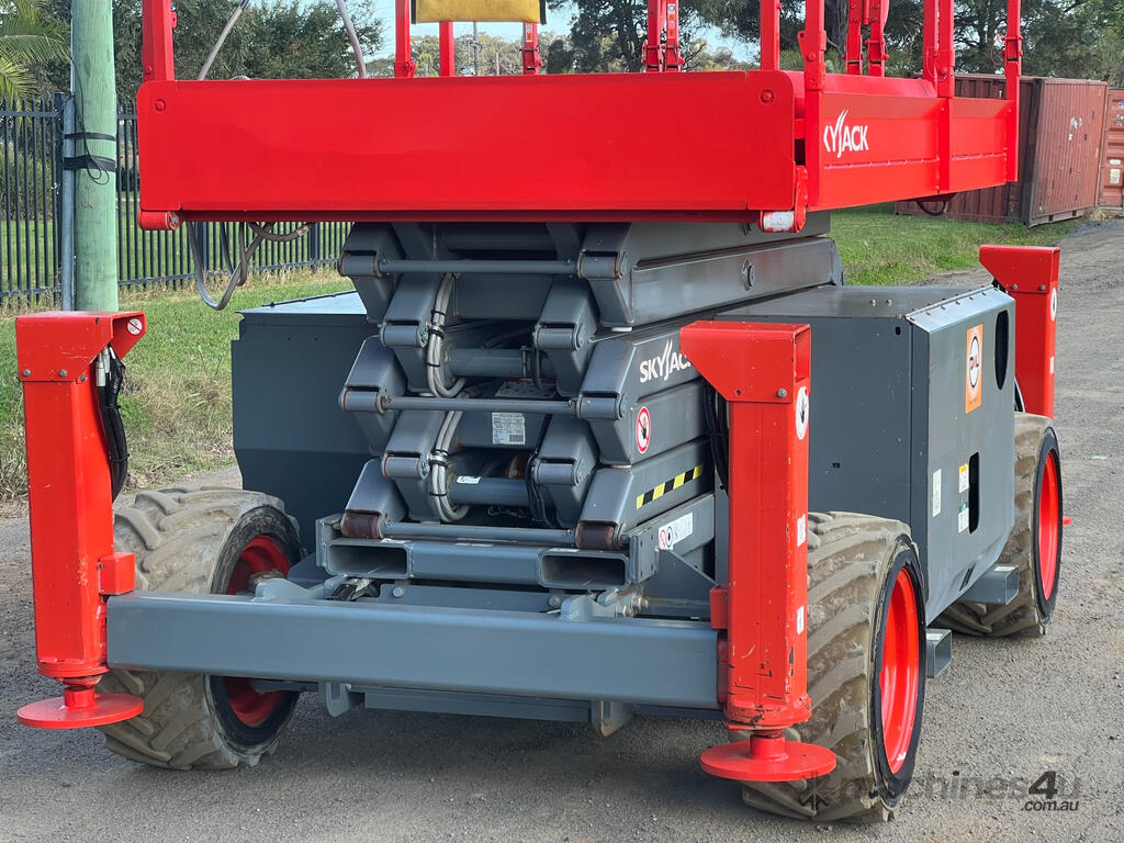 Used 2015 skyjack SJ6832 Access Equipment in AUSTRAL, NSW