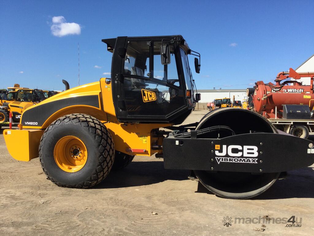 Used 2023 jcb VM200D Single Drum Smooth Rollers in DARRA, QLD