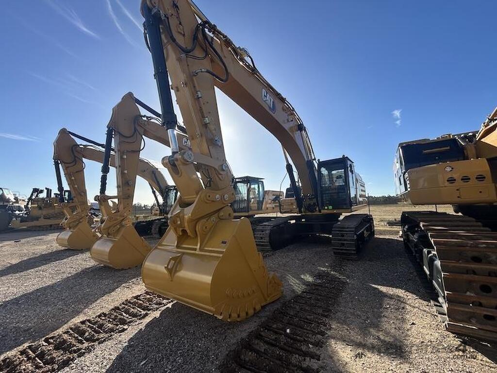 Used 2020 Caterpillar 349 Excavator (1136566)