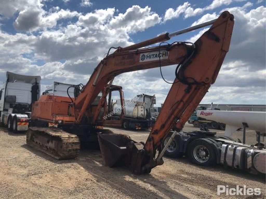 Used Hitachi UH083 Excavator Parts in , - Listed on Machines4u
