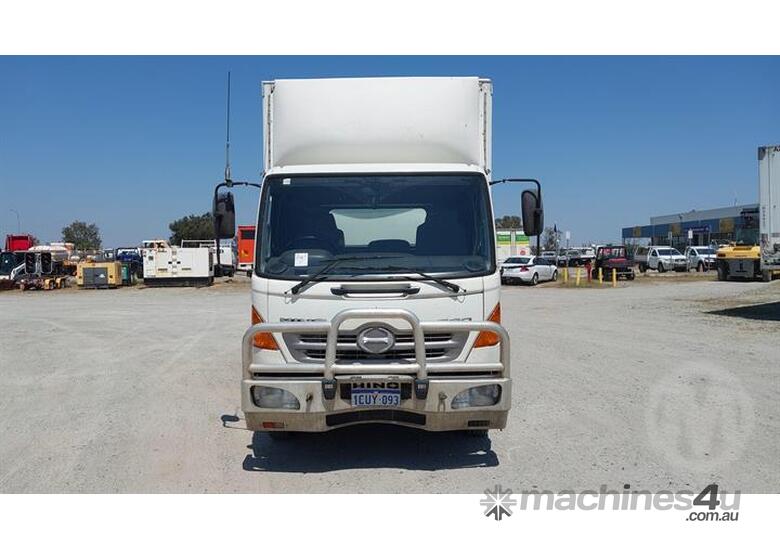 Buy Used Hino FD500 Tray Truck in , - Listed on Machines4u