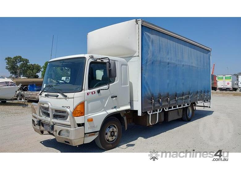 Buy Used Hino FD500 Tray Truck in , - Listed on Machines4u