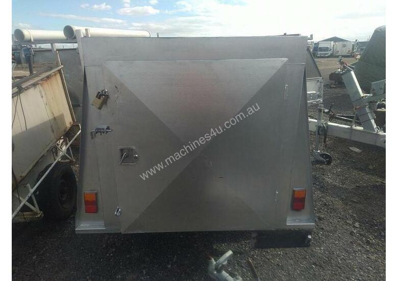 Buy Used Custom Custom 6X4 Enclosed Box Trailer in , - Listed on Machines4u
