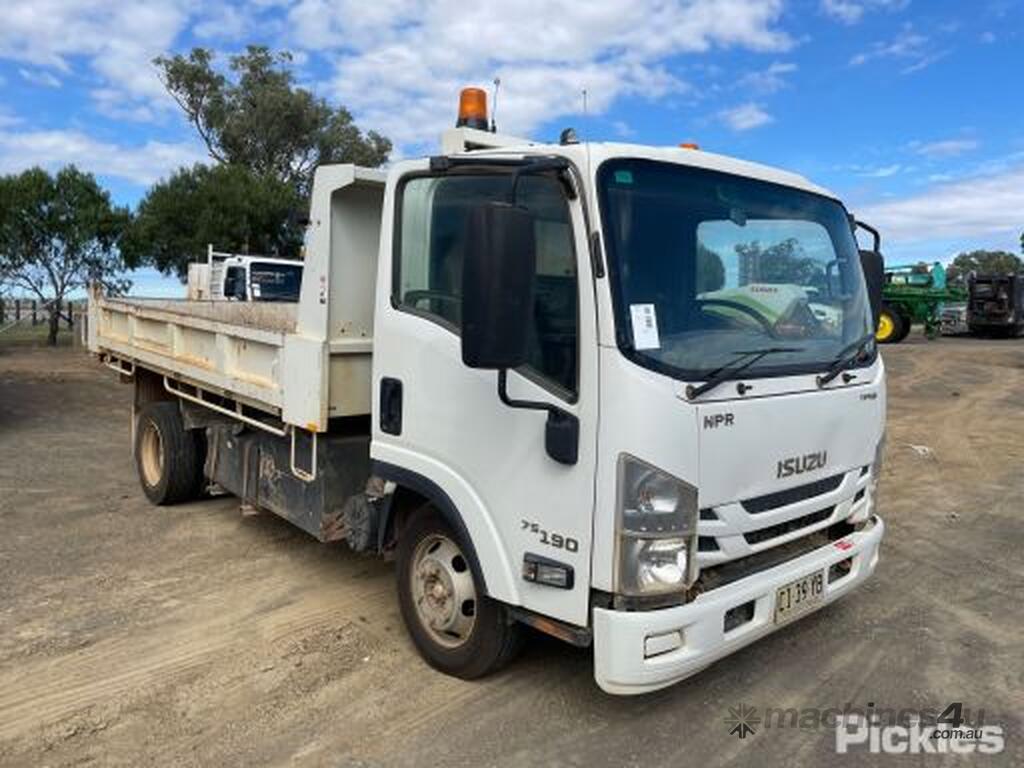 Buy Used 2016 Isuzu NH NP Trucks in MILPERRA, NSW