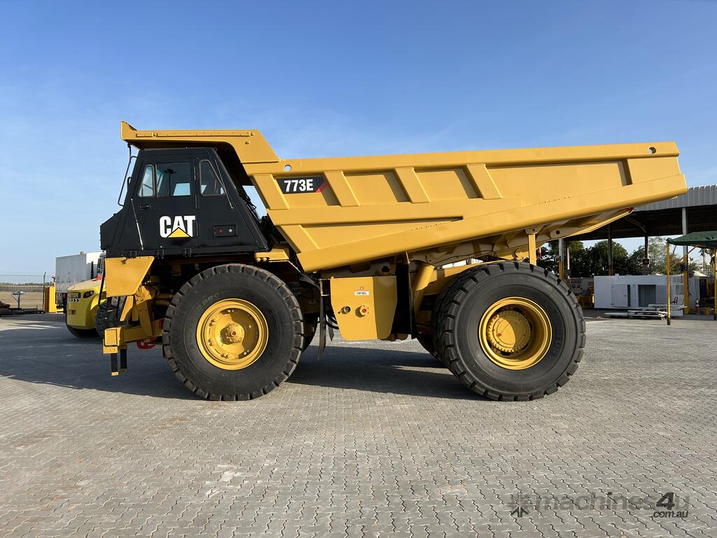 Used 2020 Caterpillar 773E Dump Trucks (950067)