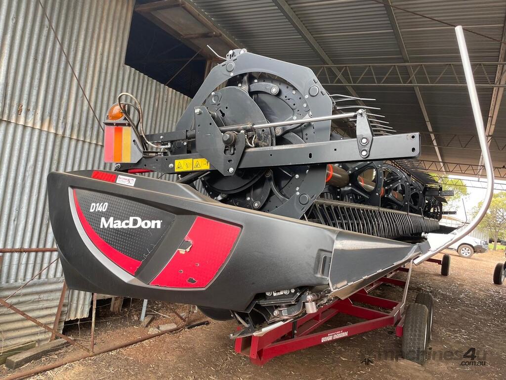 Used 2023 macdon D140 40 Draper Front Harvesting (1089468)