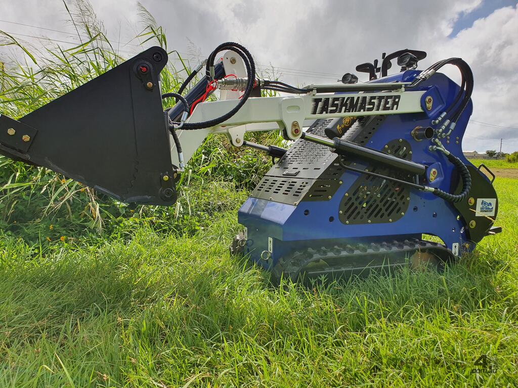 New 2022 Taskmaster TASKMASTER Mini Loader - Track Drive - 23 hp Petrol ...