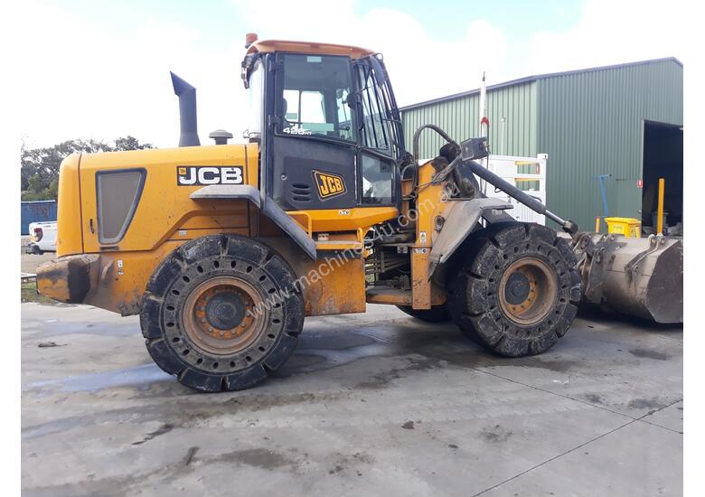 Used 2014 jcb 426 Wheel Loader in , - Listed on Machines4u