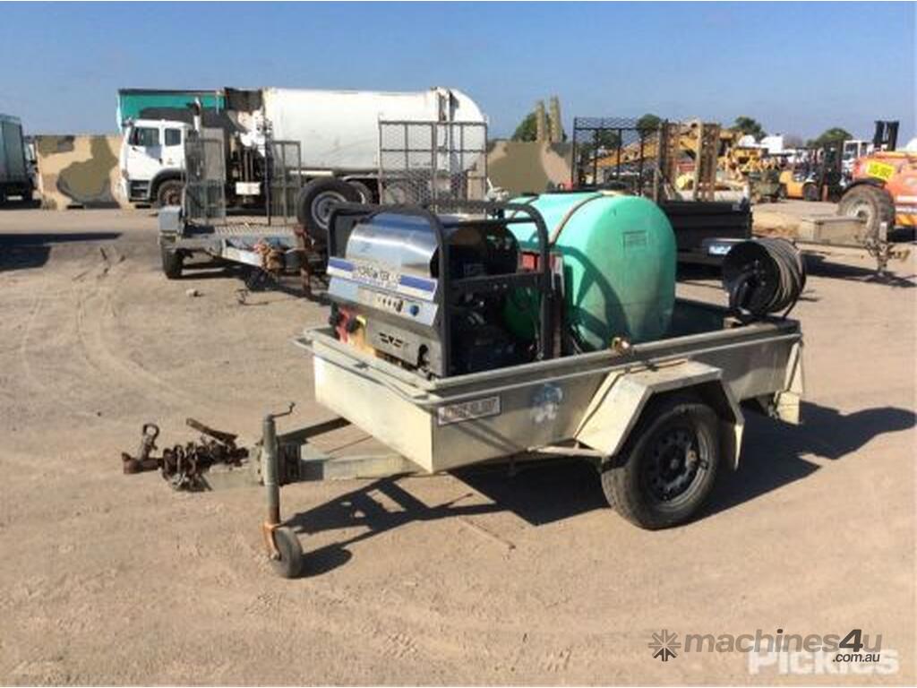 Buy Used Dean Trailers 1997 Dean Trailers Trucks in , - Listed on ...