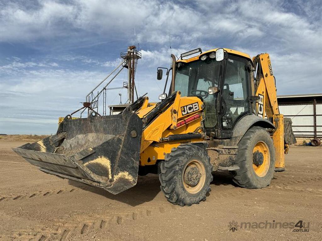 Used jcb 2011 JCB 3CX BACKHOE Construction Equipment in , - Listed on Machines4u