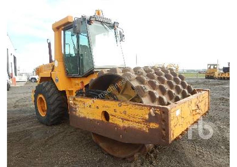 Used 1997 multipac MULTIPAC VV2000PD Vibratory Padfoot Compactor Roller ...