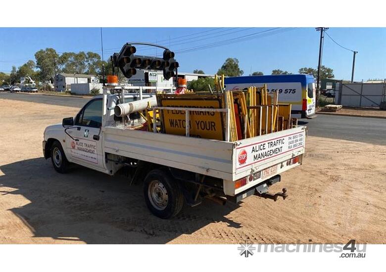 Buy Used Toyota HILUX RZN Utes in , - Listed on Machines4u